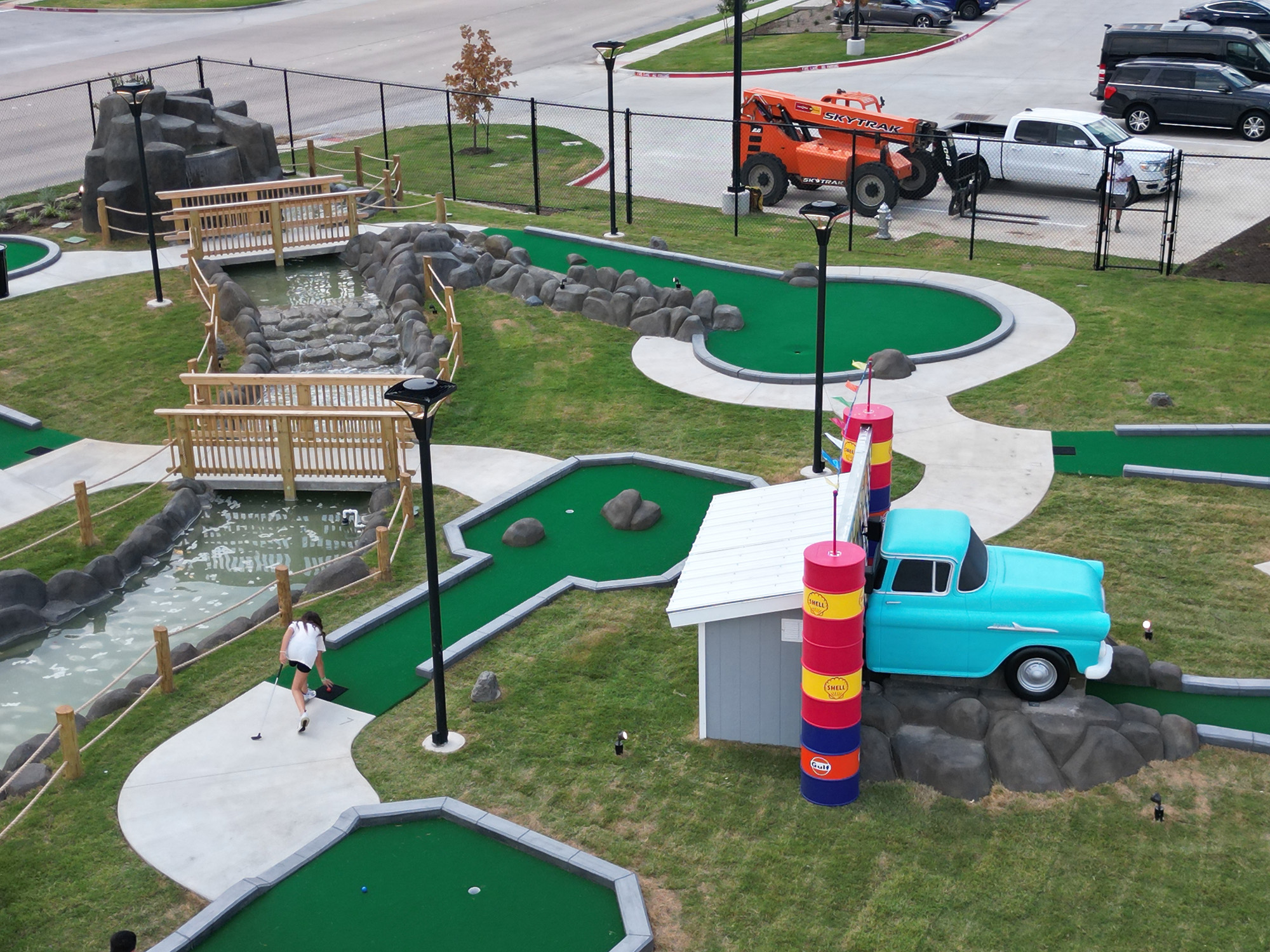 Alley Cats Mini Golf, Burleson, TX | Castle
